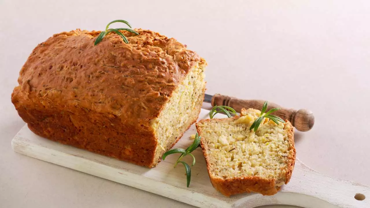 Plumcake dengan keju