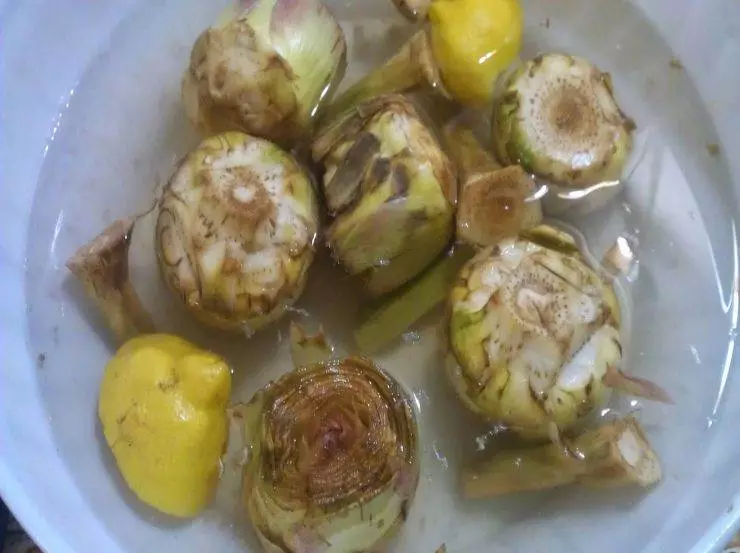 Lemon artichokes