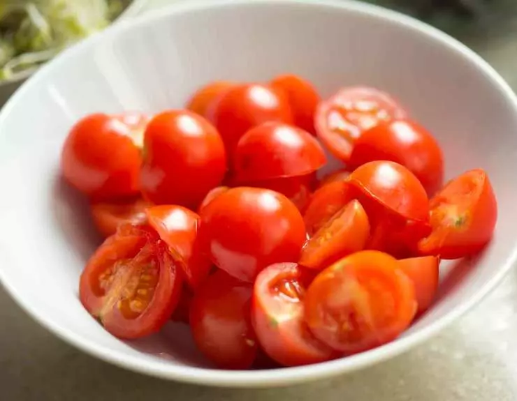 Cold salad yelentils uye cherry tomato resipi yekugadzirira 18705_3