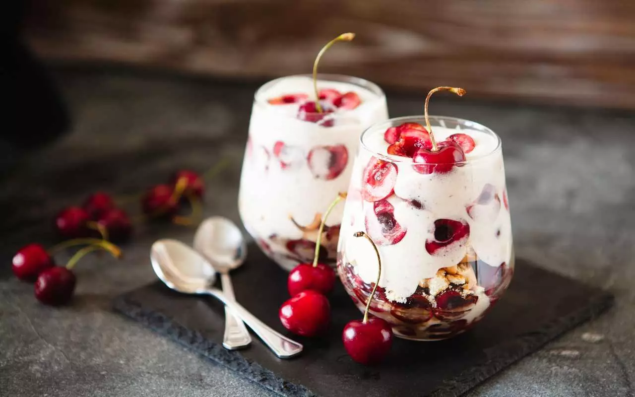 resep kue parfait cherries