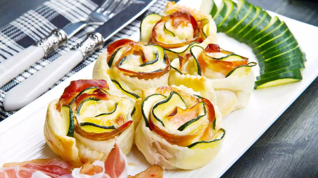 Zucchini болон гахайн мах сарнай