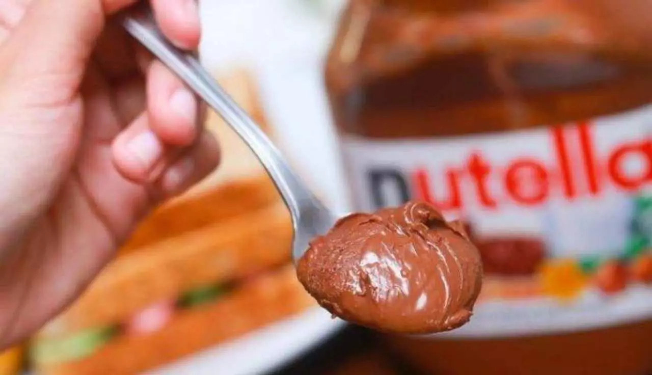 Su'e suamalie malulu faigofie ma nutella | O fua sili ona lelei ma vave