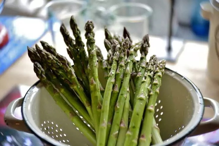 Baked celery with asparagus