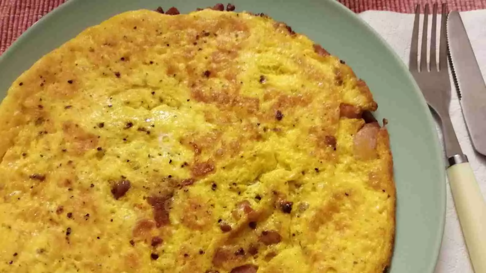 Carbonara omelette