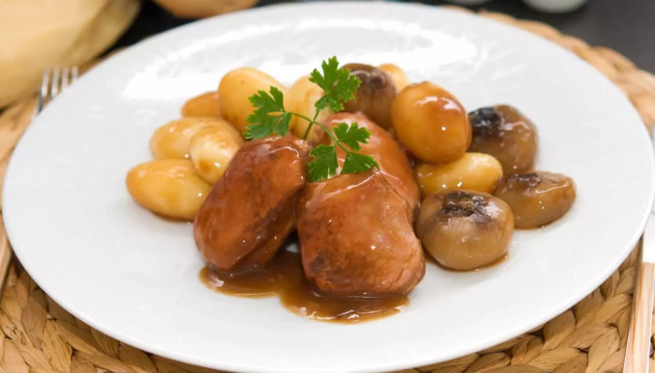 Eintopf mit Zwiebeln - Rezept drucken