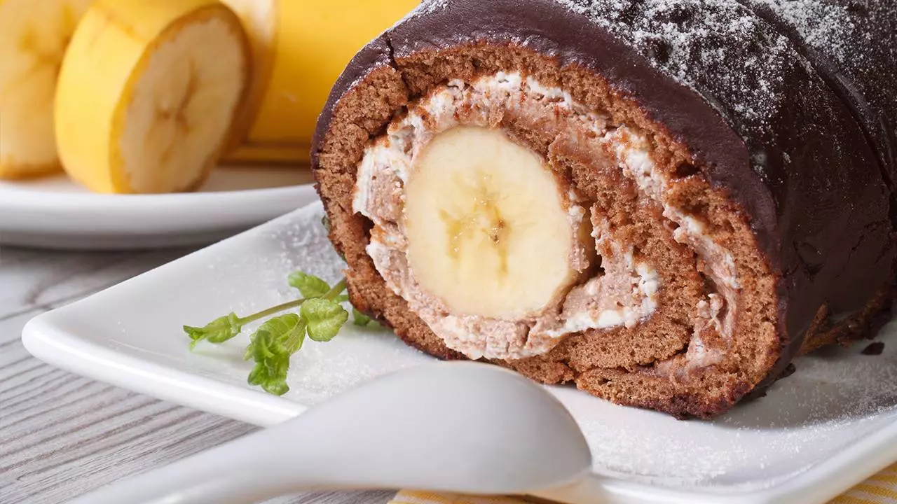 Банановые завихрения, нежный, вкусный и мягкий десерт 19421_2