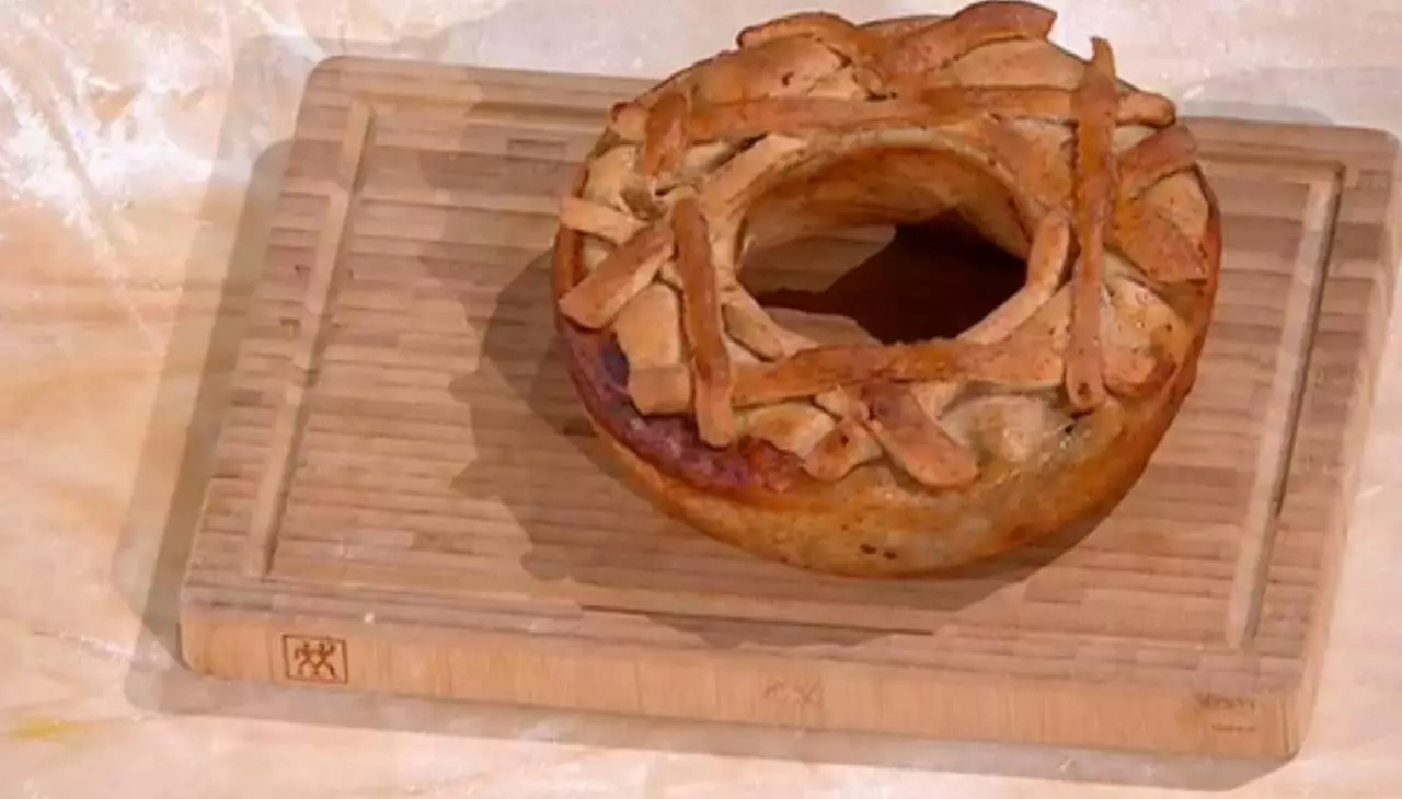 یہ ہمیشہ دوپہر ہے | بیکر فولیو مارینو کی ترکیب | بھرے ہوئے روٹی کی چادر