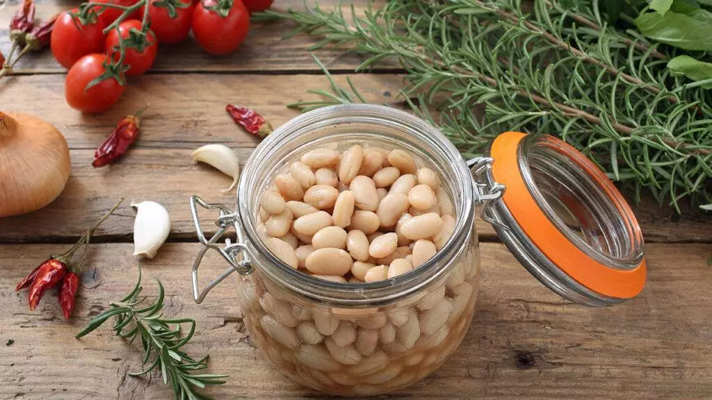 Impressão da receita da FOTO de mexilhões e feijões Cavatelli