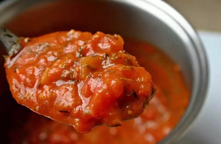 Ricotta gnocchi med saus - ricettasprint