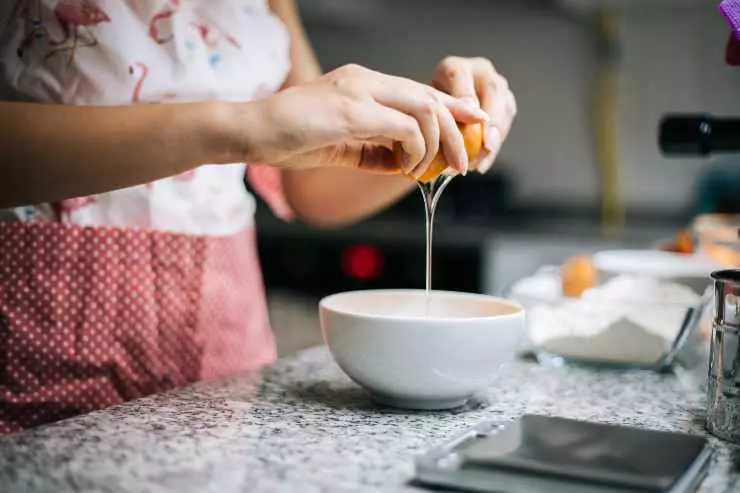 3-minti kofin cake tare da Nutella - girke-girke buga