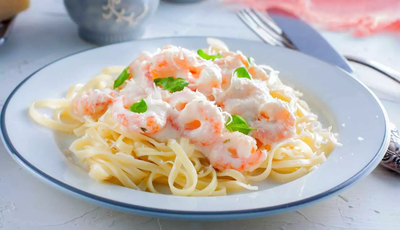 I-spaghetti ene-shrimp cream | Isitya esithambileyo nesimnandi