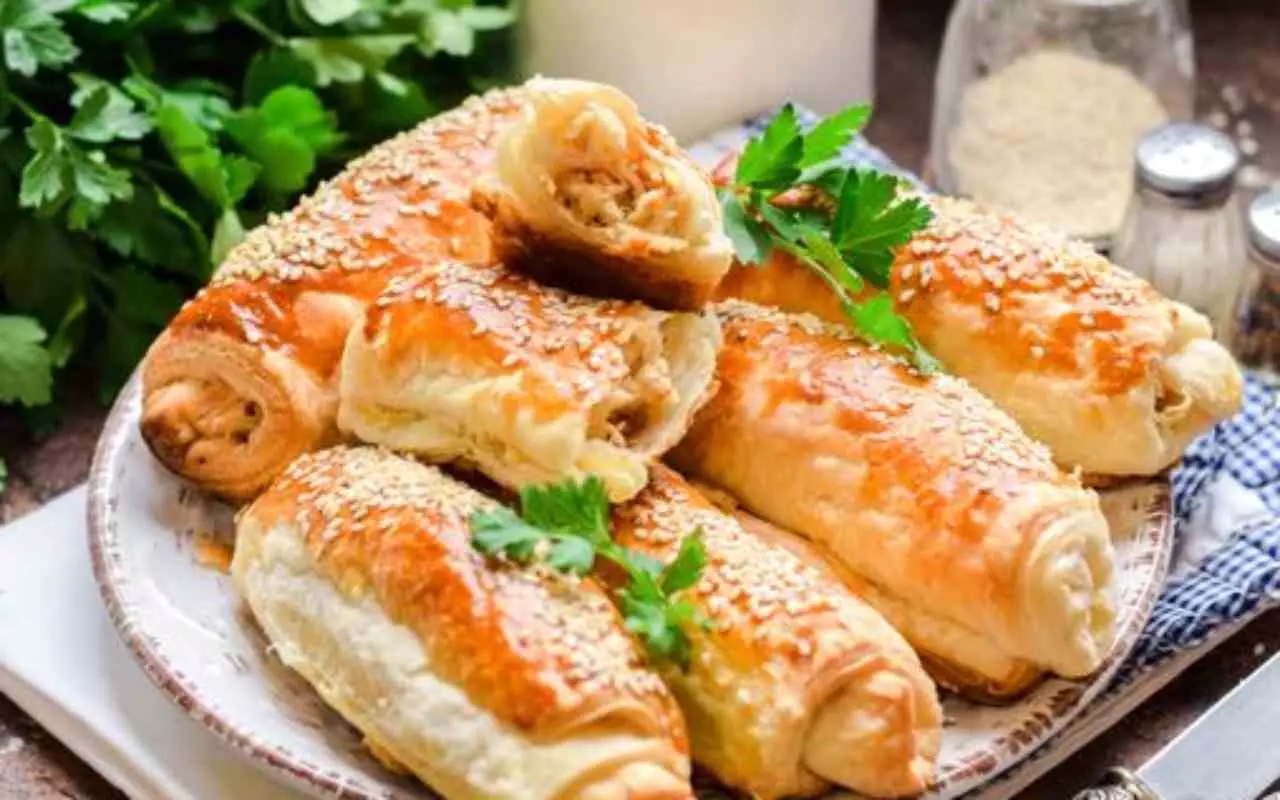 Chicken Puff Rolls 2022 02 07