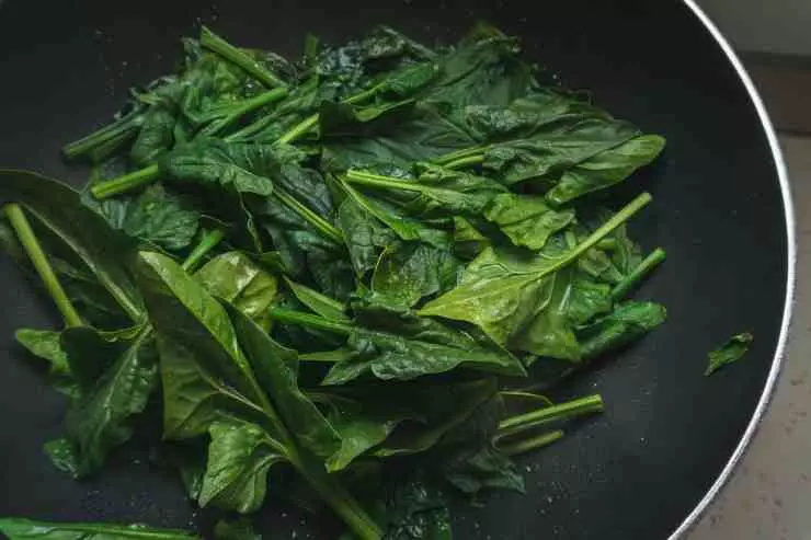 Pie nziza hamwe na artichokes na epinari | yitegura mugihe gito 2076_3