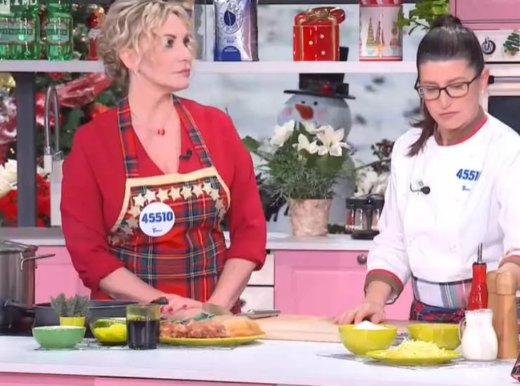 Selalu tengah hari | Resipi oleh chef Francesca Marsetti | Ravioli dengan ayam guinea dan aprikot