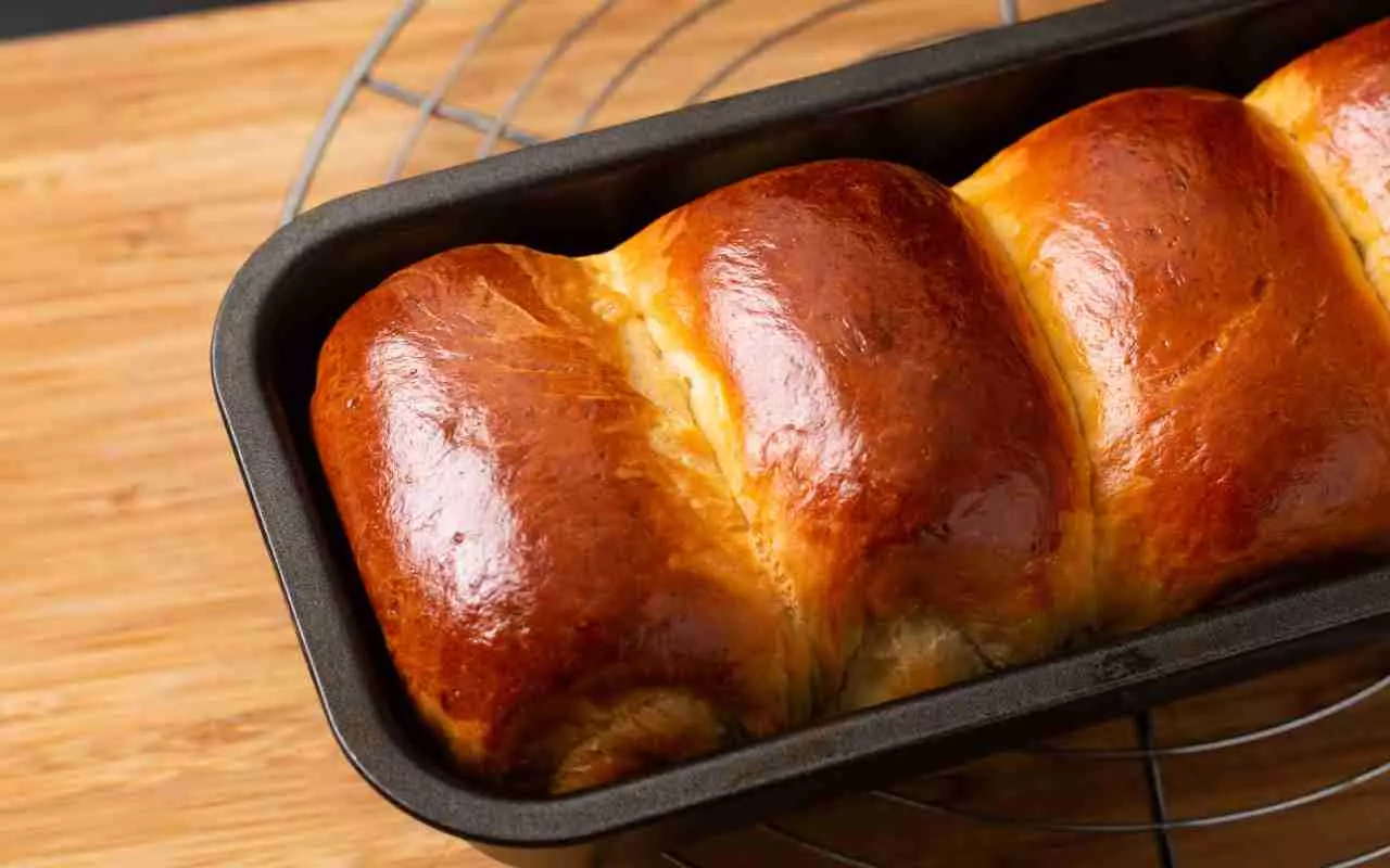 किशमिश फोटो नुस्खा प्रिन्ट संग दूध brioche