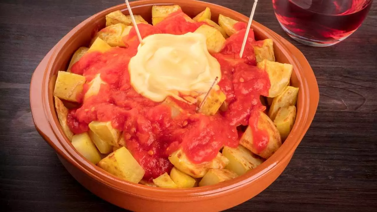 Batatas bravas