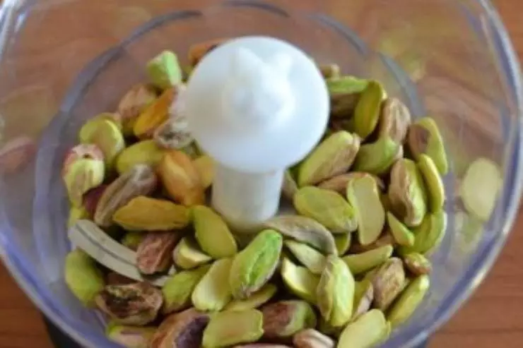 Ukuprintwa kweresiphi ye-pistachio paste eyenziwe ekhaya