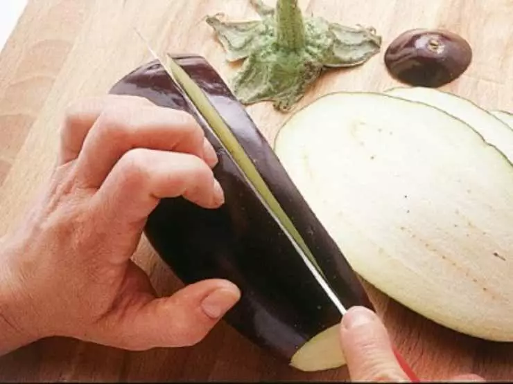 Bread with eggplant