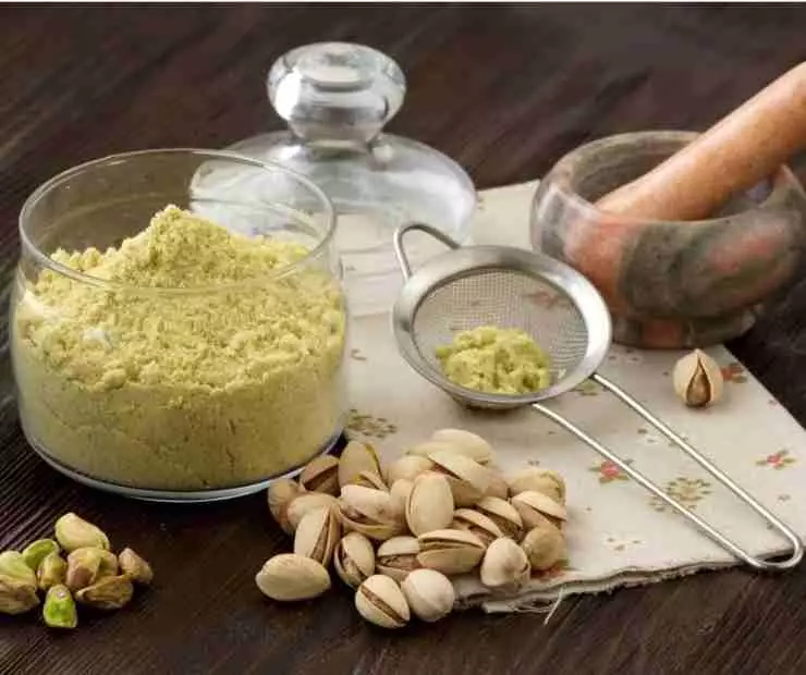 Gorgonzola dan truffle pistachio | makanan jari yang lazat 21802_4