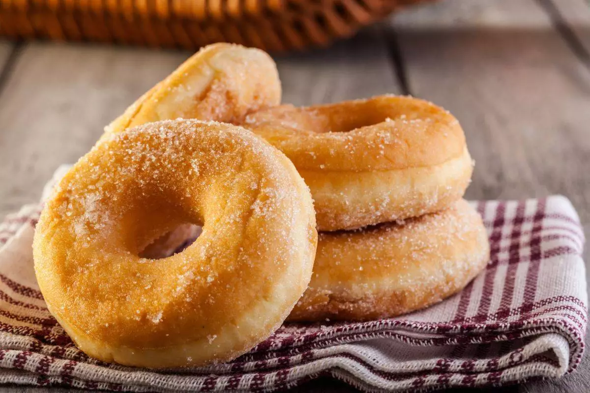 Fried yogurt donuts