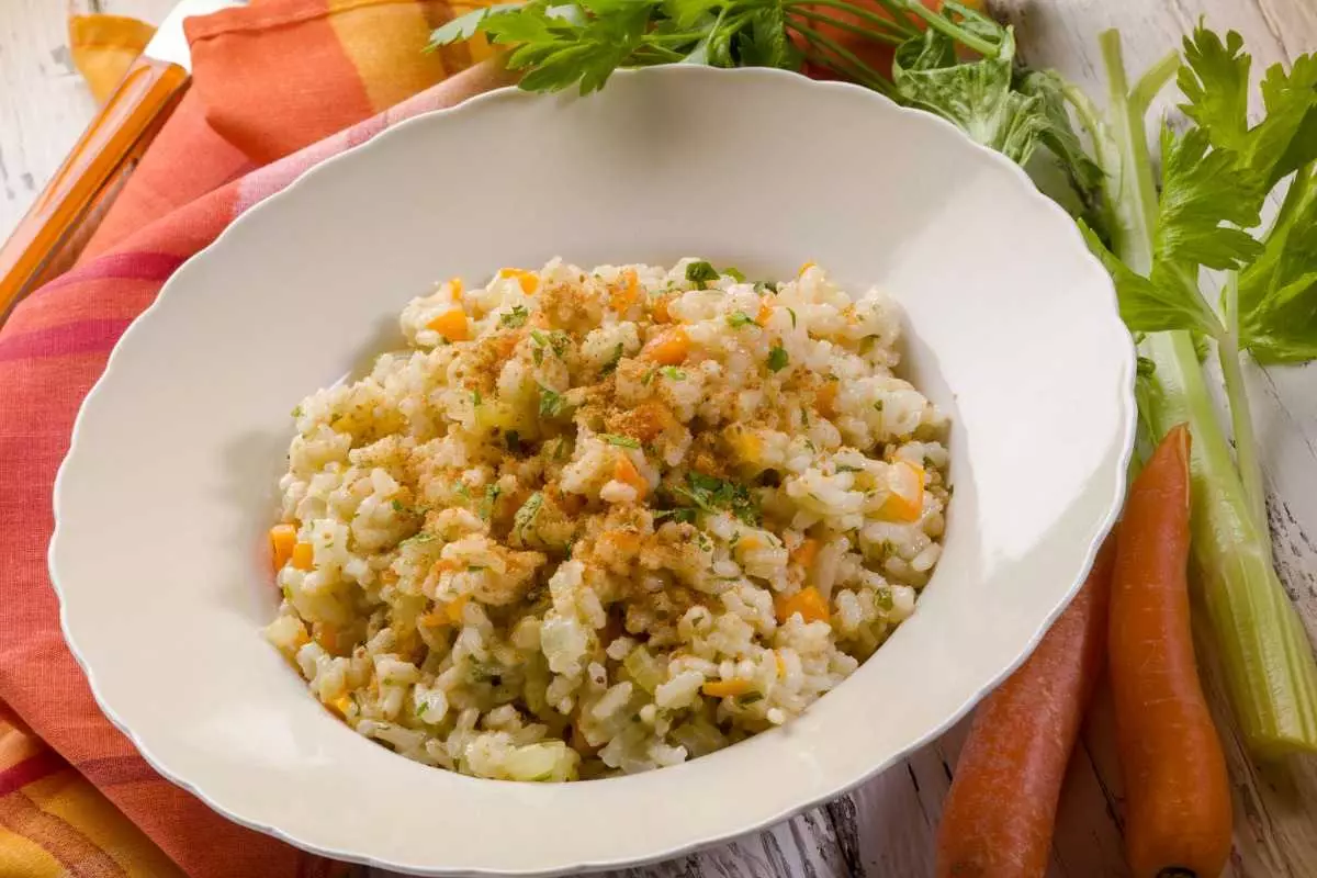 Mimosa risotto with robiola