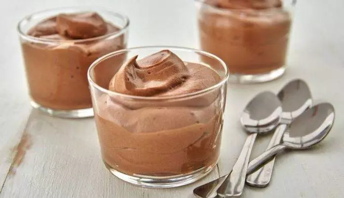 Delícia de laranja, pão spana com chocolate e mousse bávara 22092_3