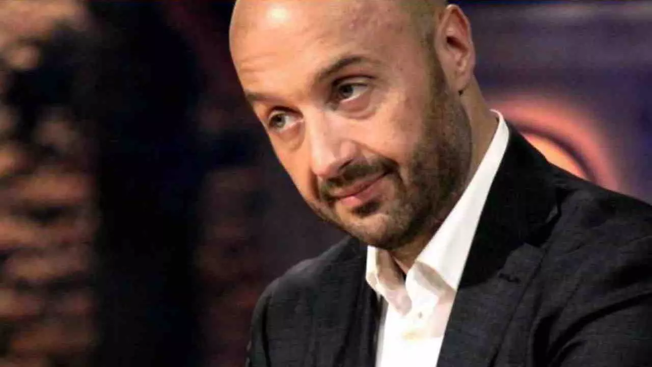 Joe Bastianich بیرته په کنسرټ کې - RecipeSprint