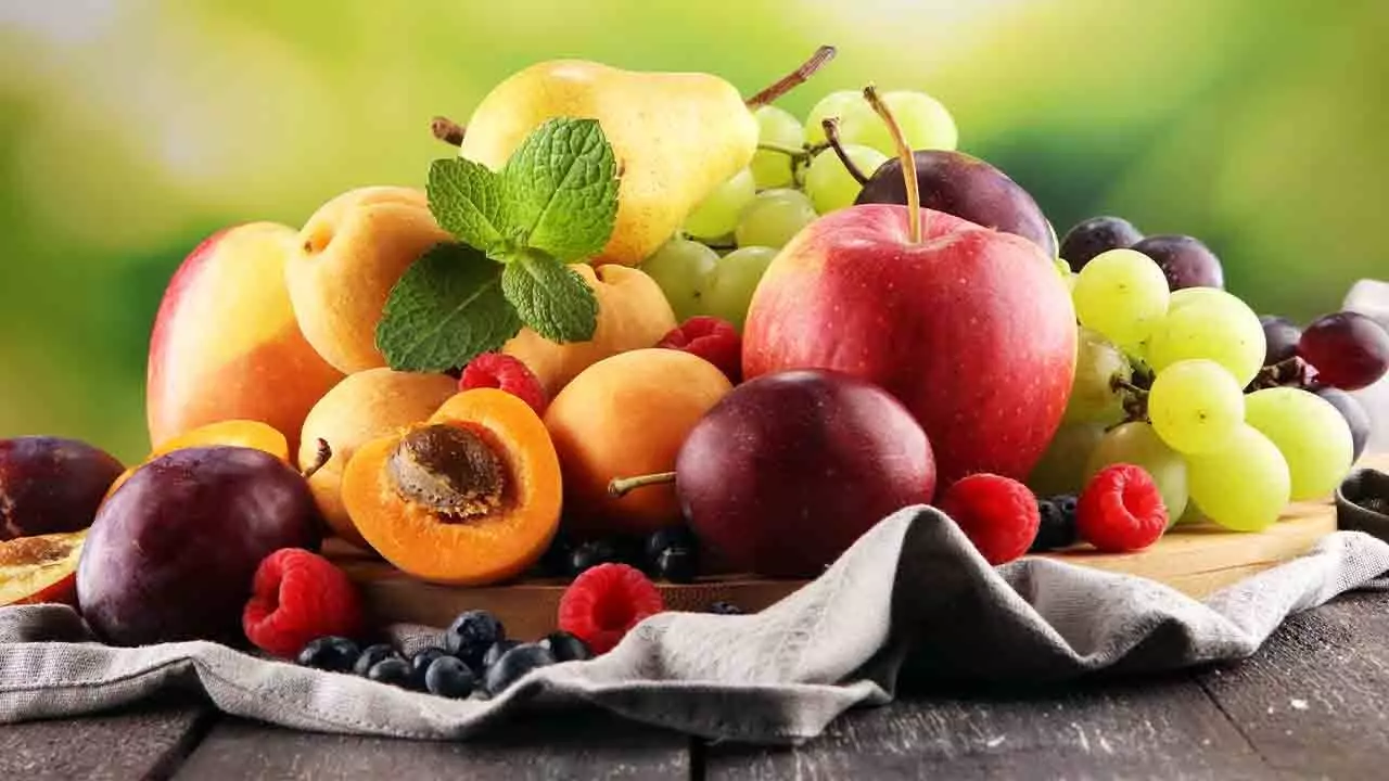 Gula-gula jeli buah buatan sendiri, yang menggembirakan kanak-kanak 22753_3