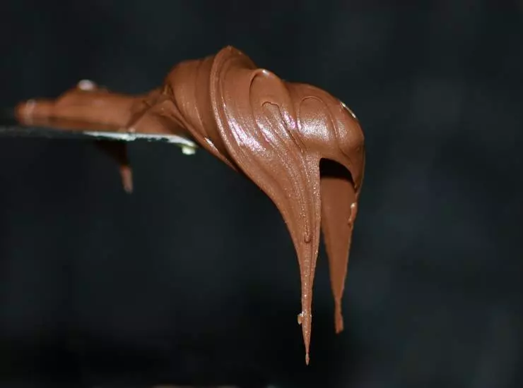 Nutella ile doldurulmuş yumuşak panzerotti FOTOĞRAF tarifi baskı