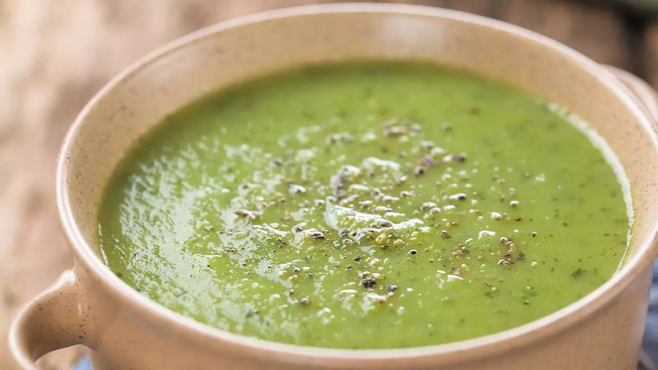 Purée de courgettes, pommes de terre et oignon