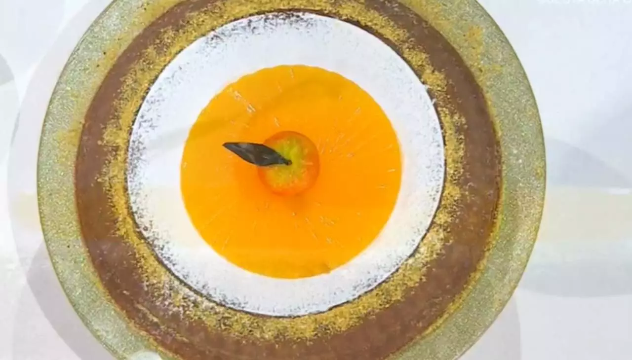 It's always noon | Recipe by chef Fabio Potenzano | Tart with tangerines frost