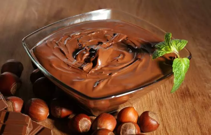 ሚሞሳ ኬክ 15 ደቂቃዎች ከ Nutella ጋር - የምግብ አዘገጃጀት ህትመት