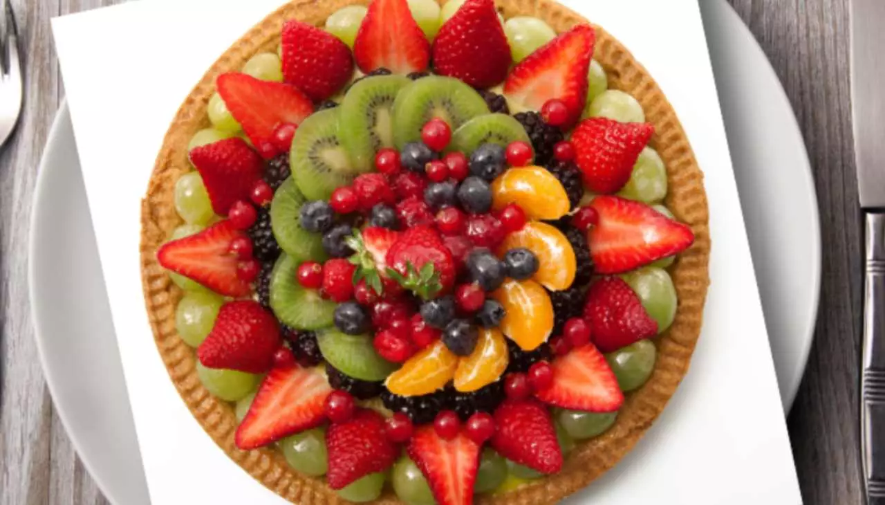 Fruit dessert