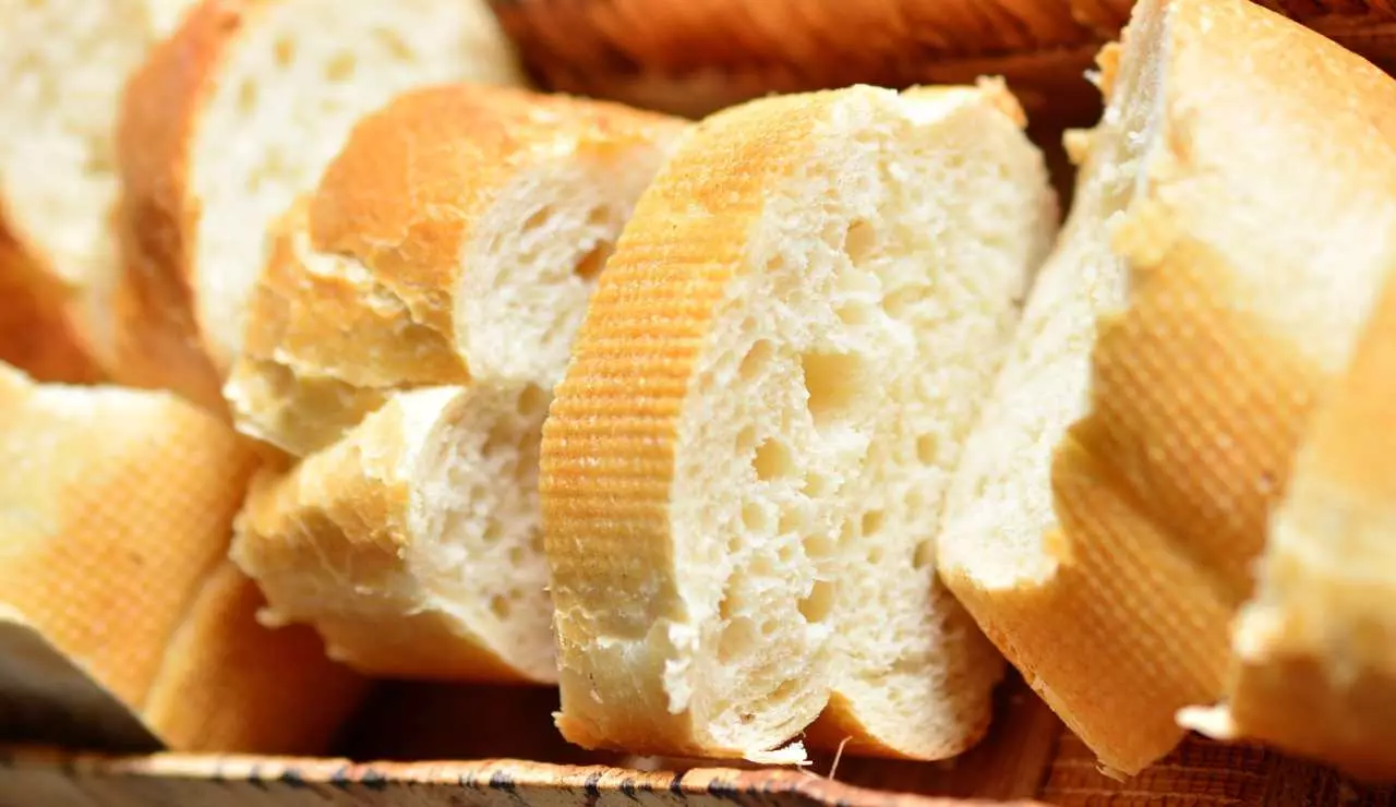Világos kenyér élesztő nélkül - receptnyomat
