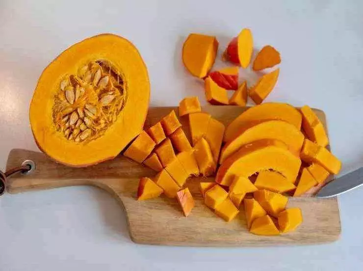Pumpkin ug carrot nga sabaw sa bugas, gamay nga kaloriya ug daghang lami 23649_2