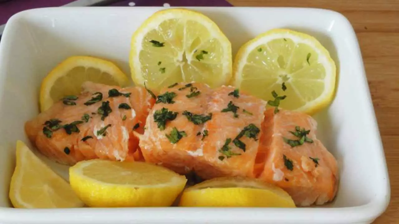marinated steamed salmon