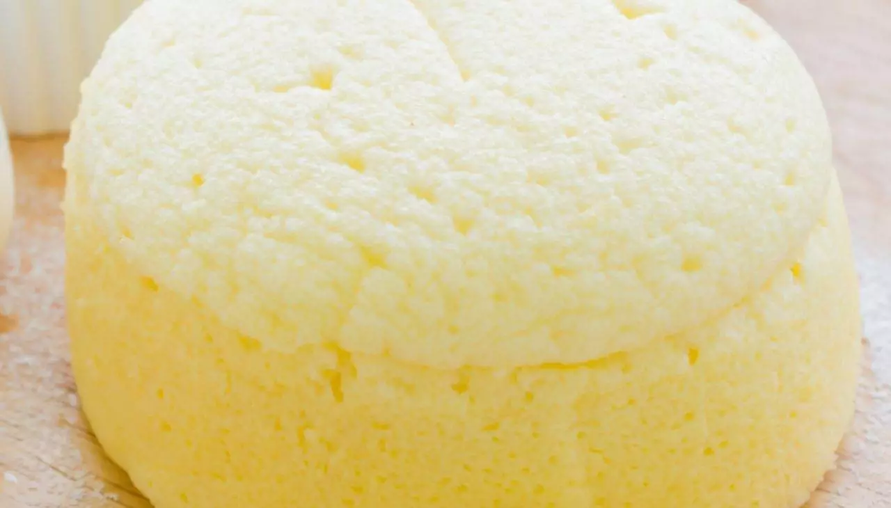 Mīksta kūka ar citronu sulu mikroviļņu krāsnī - receptes izdruka