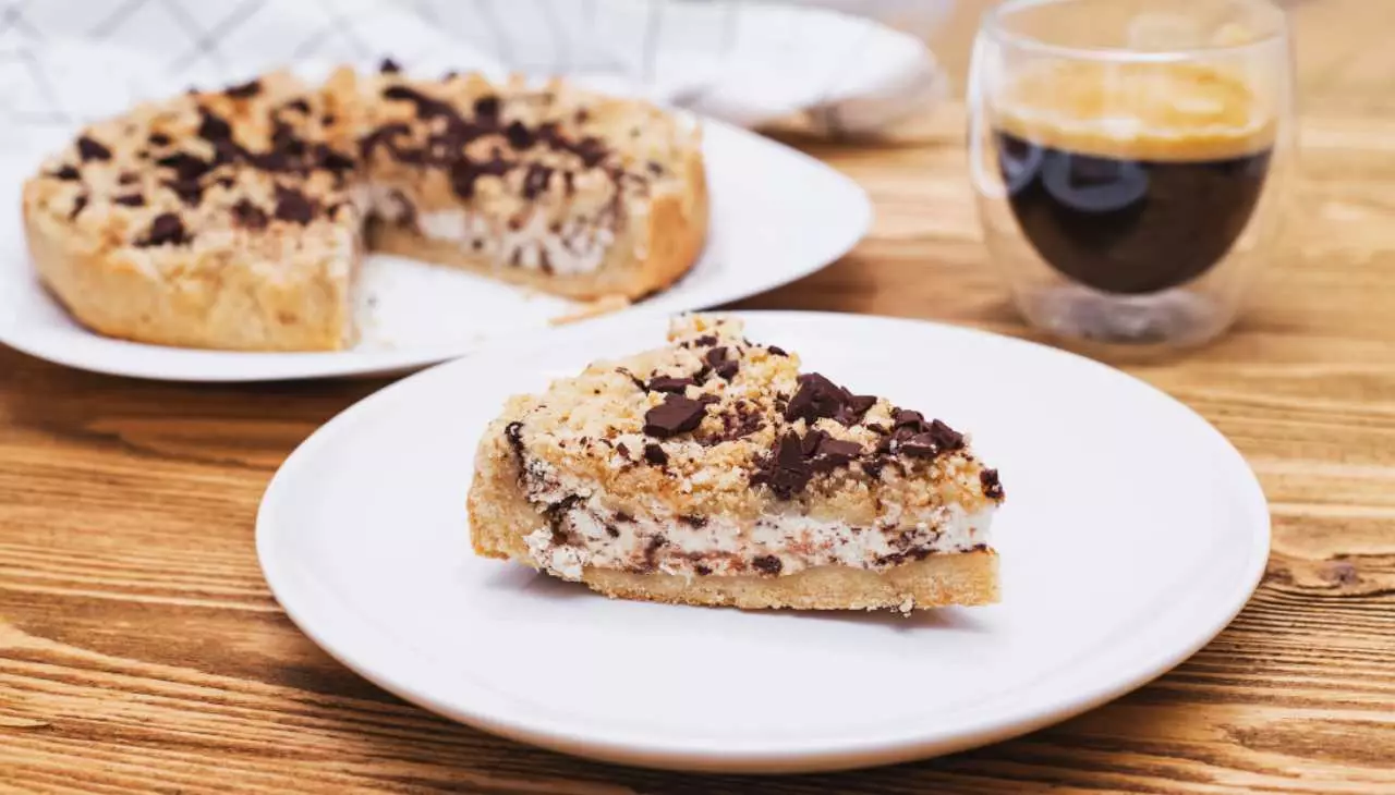 nutella ricotta اور اخروٹ ہدایت کے ساتھ crumbled