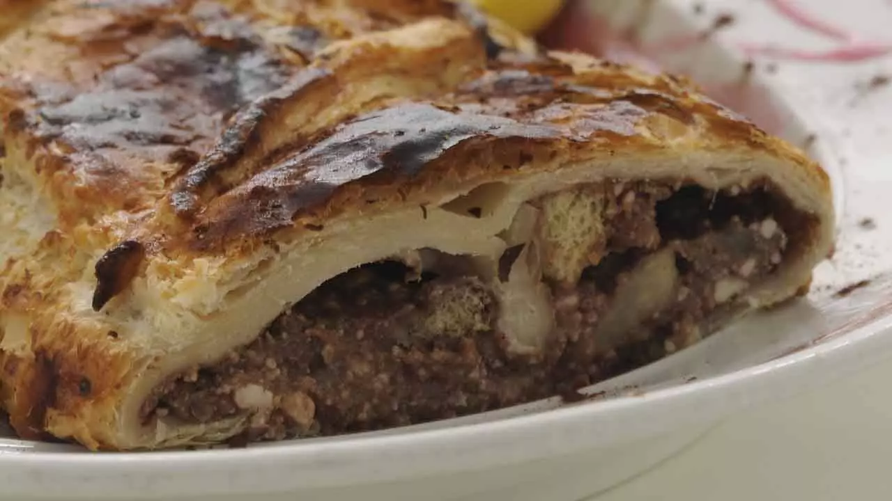 puff pastry and chocolate cake