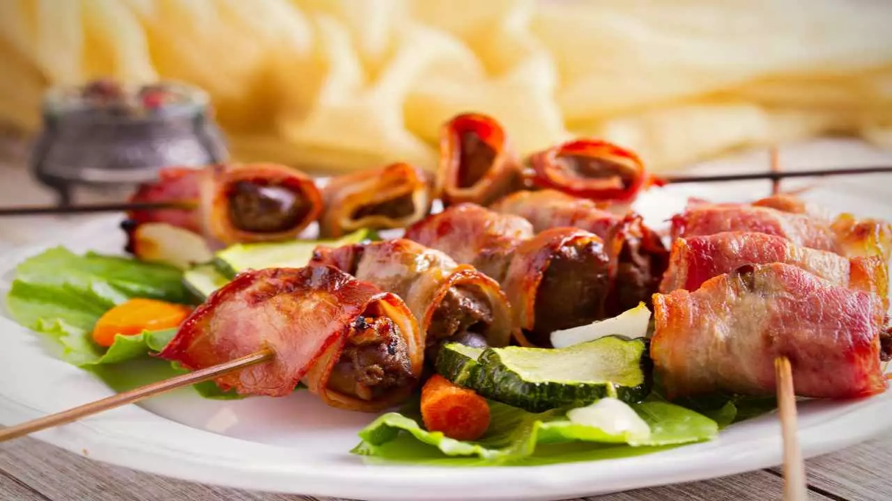 Brochettes de dinde et bacon