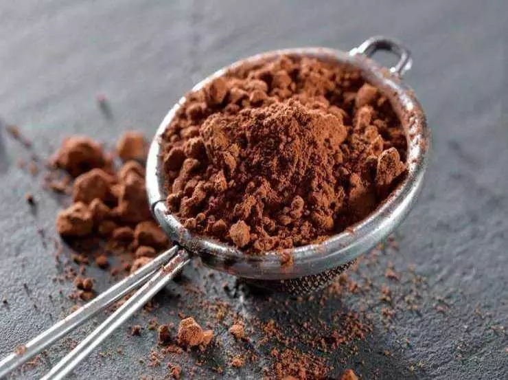 شوكولاتة ساخنة خفيفة مع طباعة صورة حليب اللوز