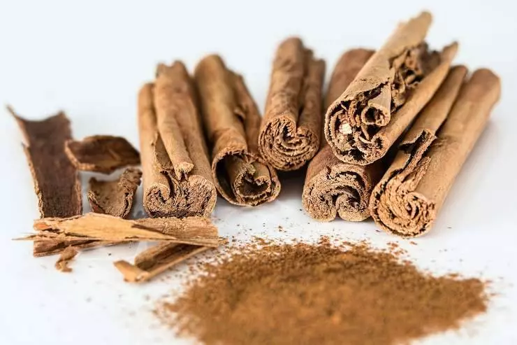 Cinnamon самар бялуу, шоколадны чипс жор хэвлэх