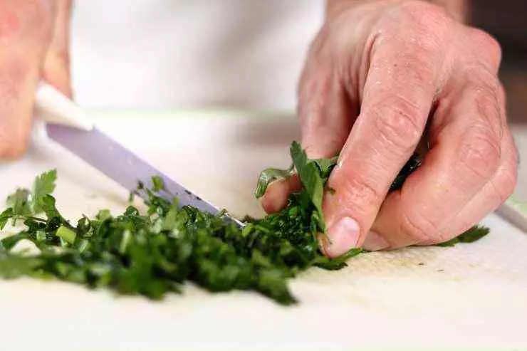 Ricotta, zucchini sareng goreng zaitun - ricettasprint