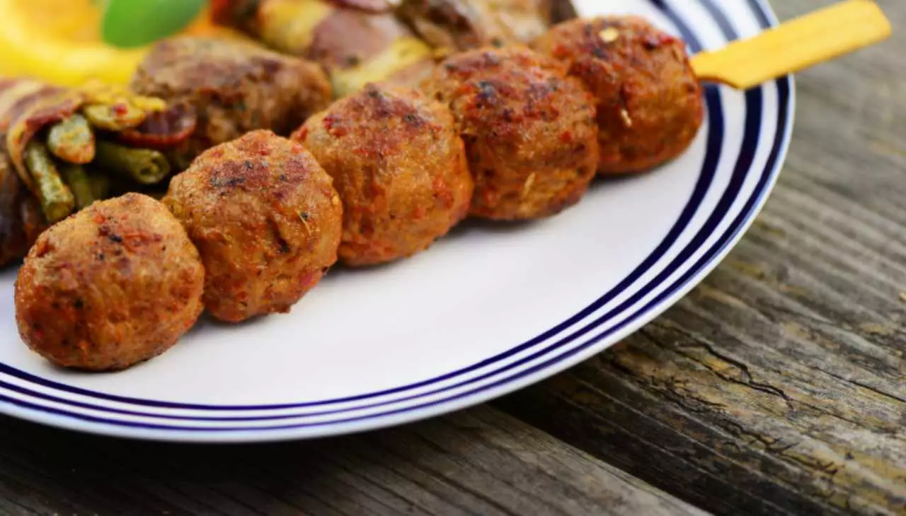 Farmer's Kebabs l Enkel, velsmagende og hurtig billig ret