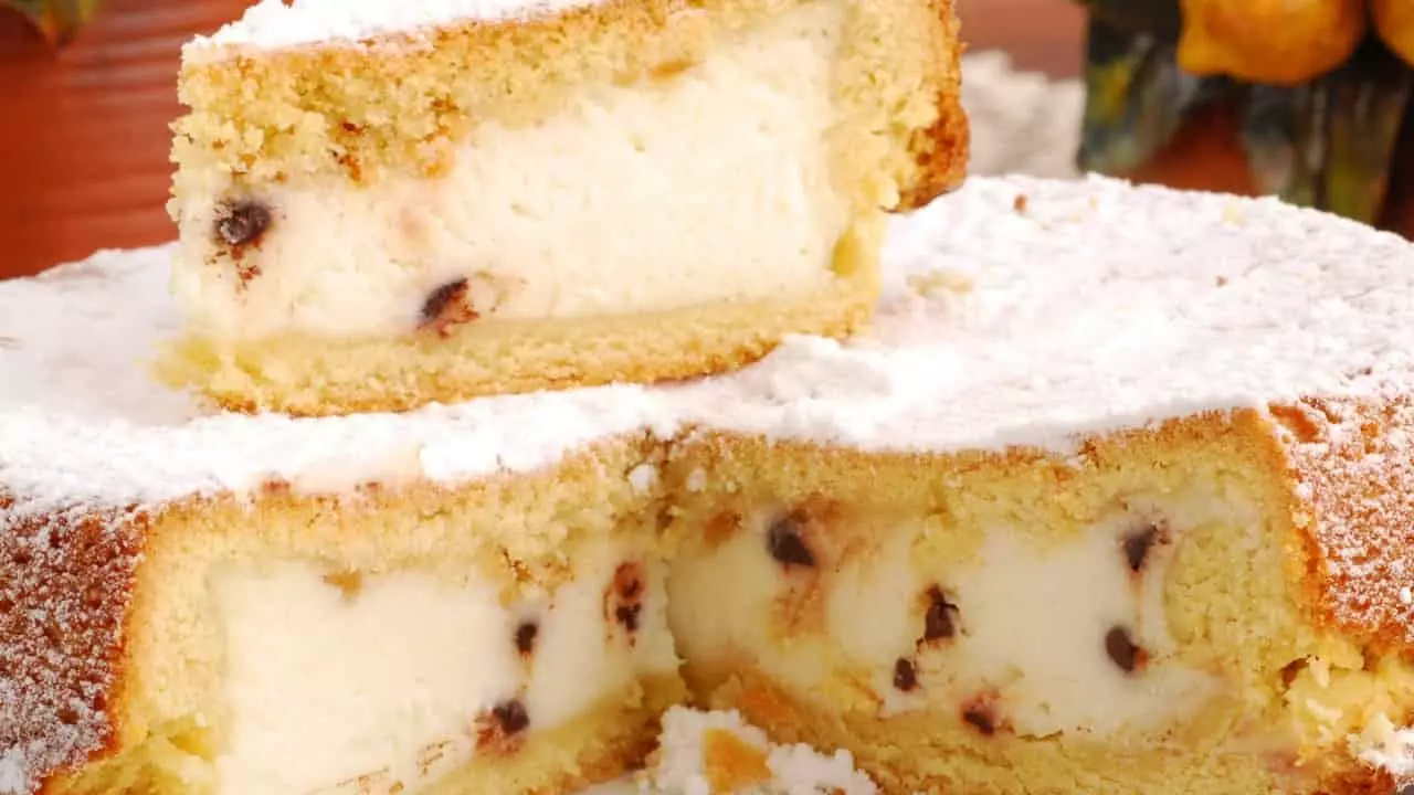 Cassata z panettone nebo pandoro, původní verze sicilského dezertu