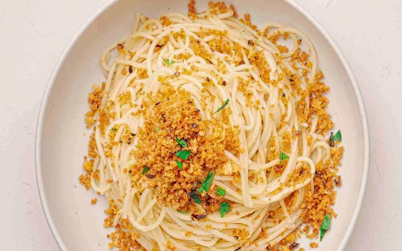 pasta garlic breadcrumbs recipe PHOTO recipesprint