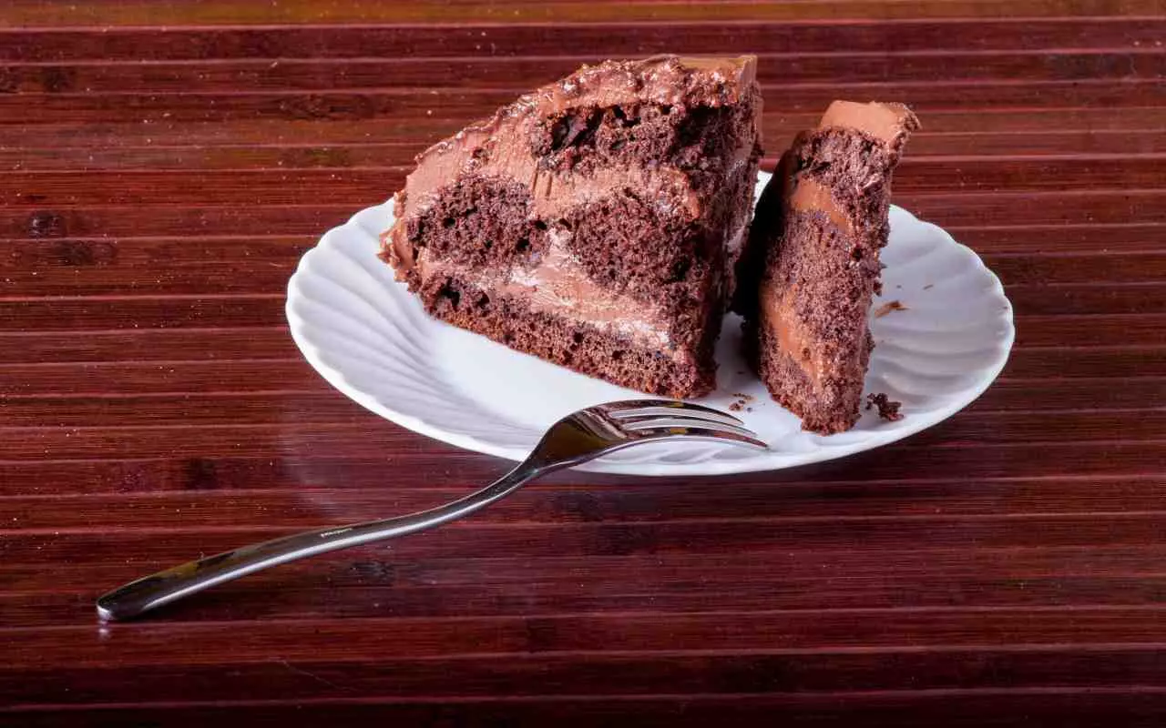 Nutella torta 3 sestavine 2022 04 02 recept natisnite