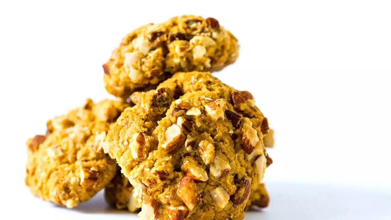 biscuits aux fruits secs et au chocolat