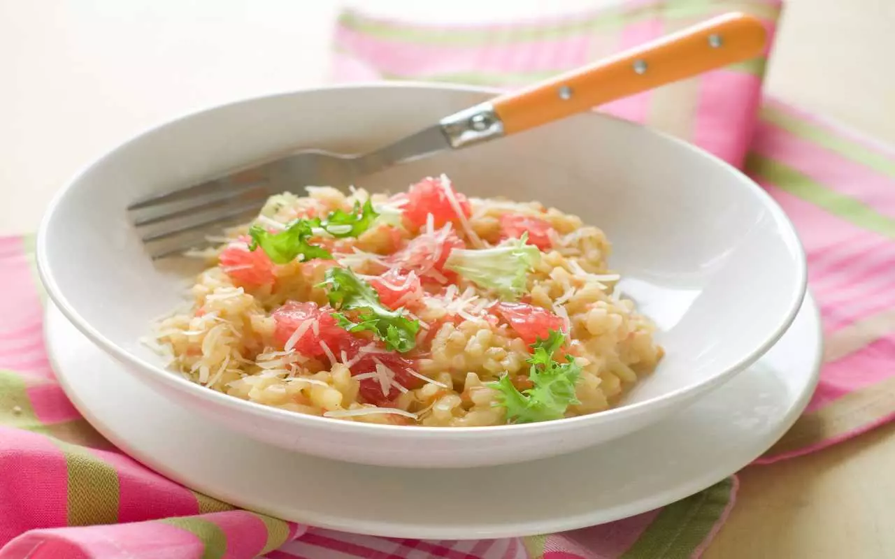 Risotto grapefrukt räkor recept