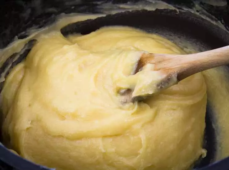 Sal De Riso choux pastry | Hingpit alang sa zeppole ug cream puffs 26800_3